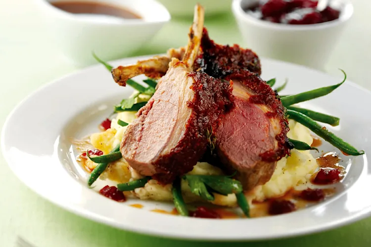 Cranberry, Tomato & Thyme Crusted Rack of Lamb
